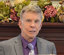 College to rename Hall of Arts & Letters to honor Staley ’62 - Grove ...